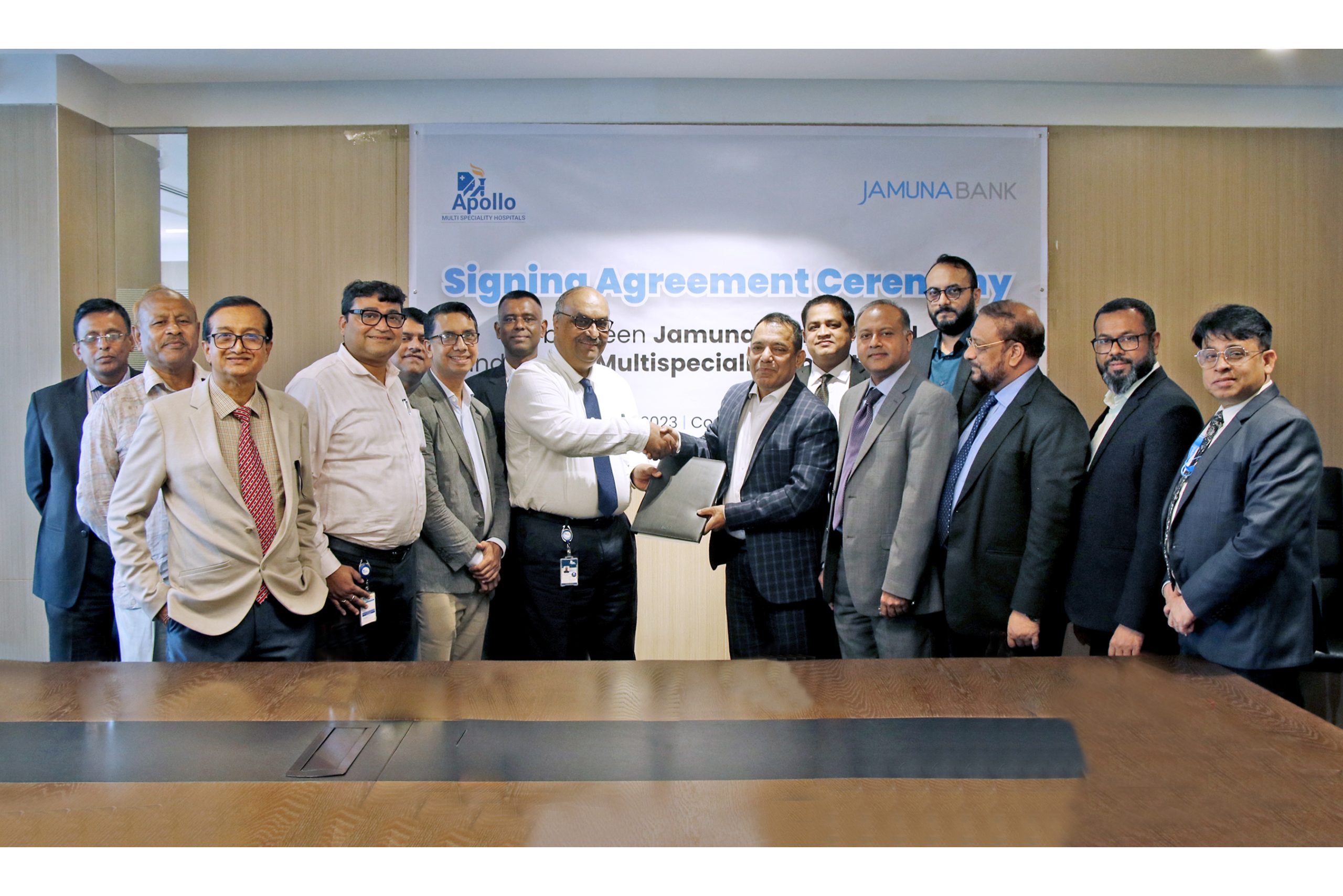 Apollo Hospital offers pick-up and drop-off at the airport in Kolkata ...