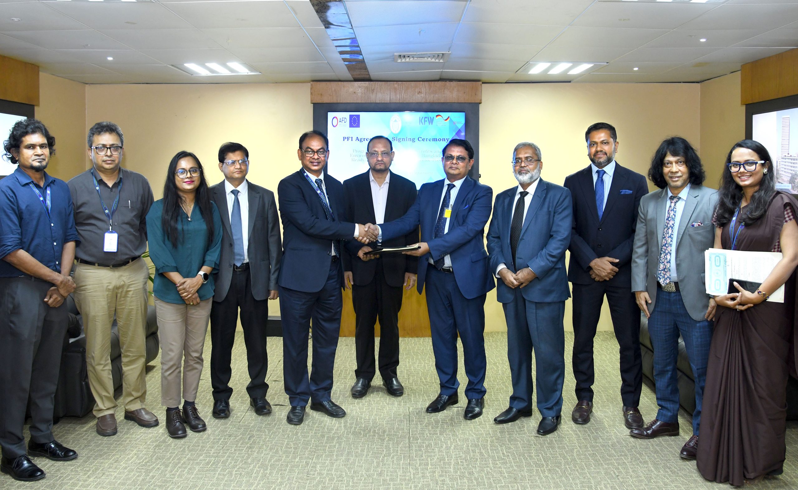 Premier Bank signs PFI agreement with Bangladesh Bank for RMG Finance ...