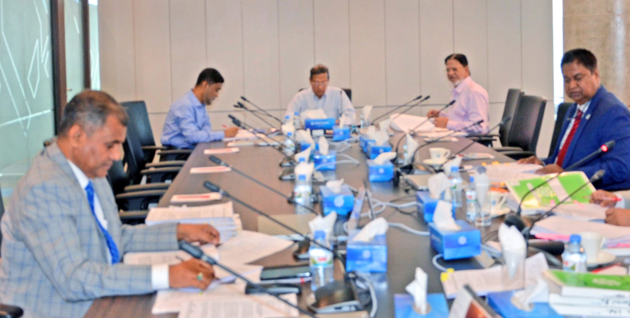 Shahjalal Islami Bank holds the 875 th Executive Committee (EC) meeting ...